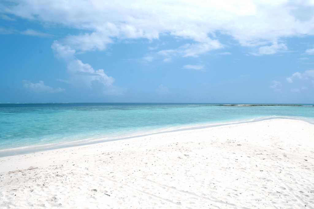 Spiaggia bianca Toscana: dove si trova e perché visitarla?